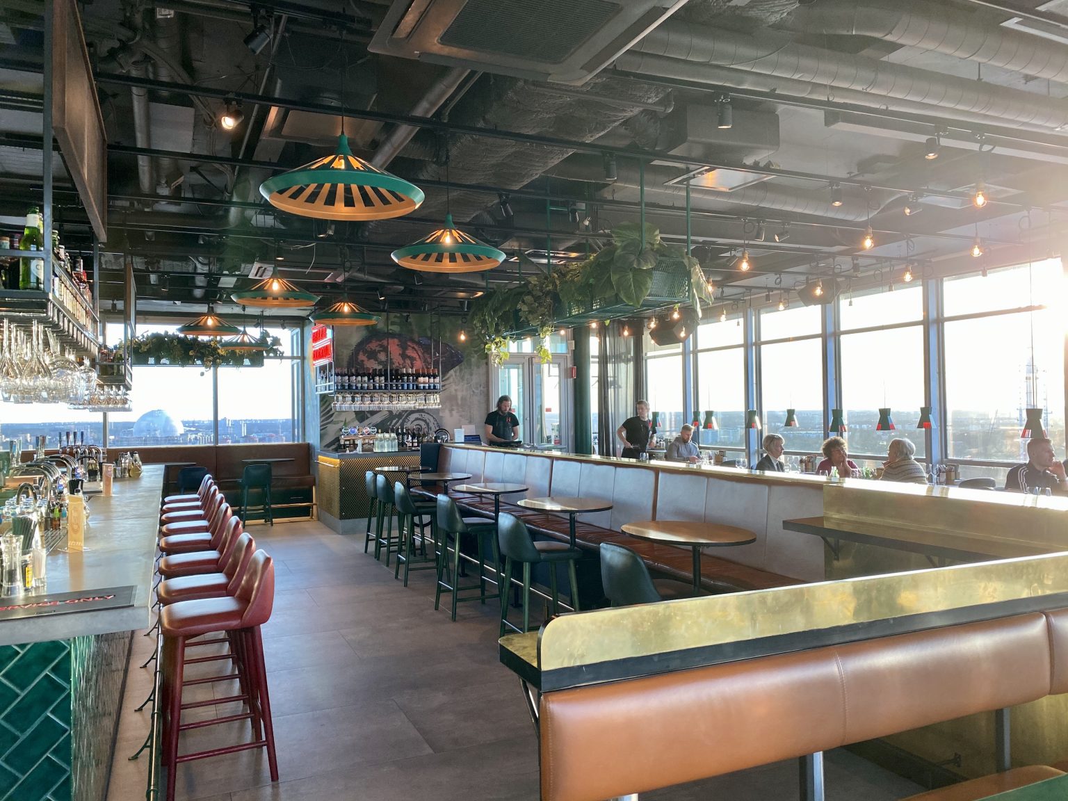 Himlen Skybar i Stockholm — lite mera rosa reseblogg