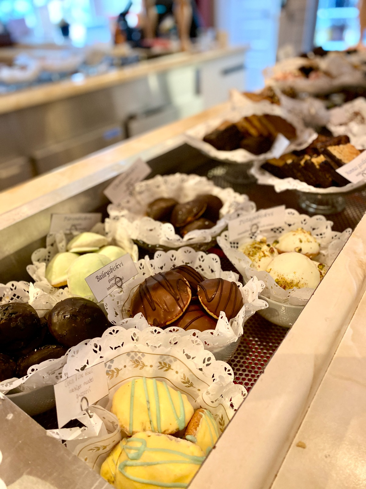 Taxinge slott - kakslottet i Sörmland — lite mera rosa